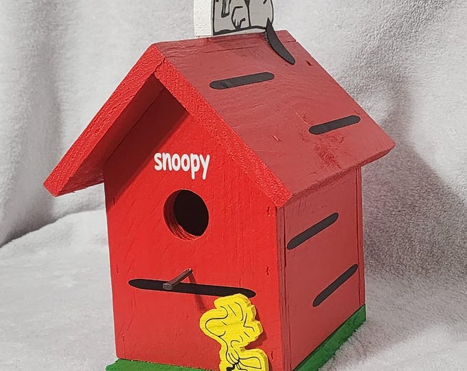 Snoopy Flying Ace Birdhouse. - Etsy