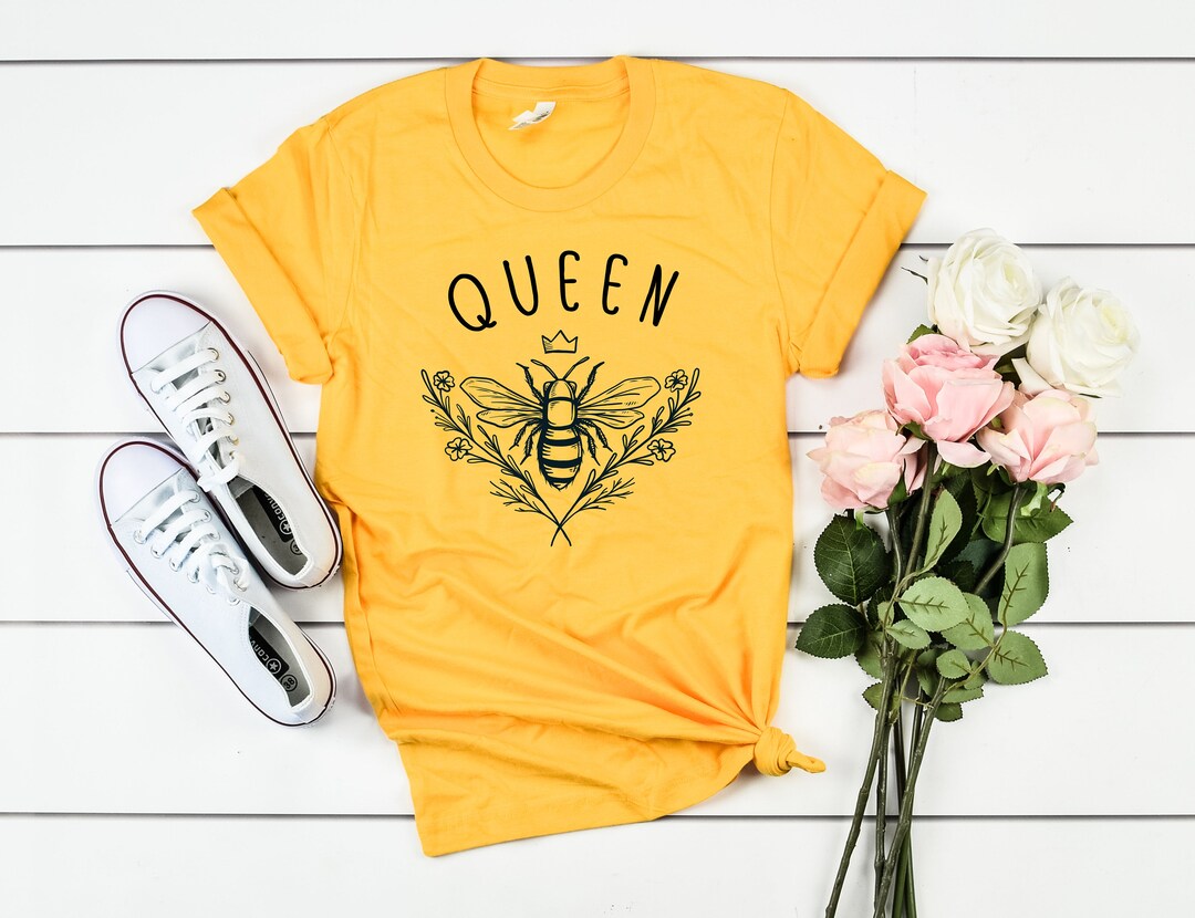 Queen Bee Shirt ∙ Bee Shirt ∙ Bee Lover Shirt ∙ Retro Vintage Queen Bee ...
