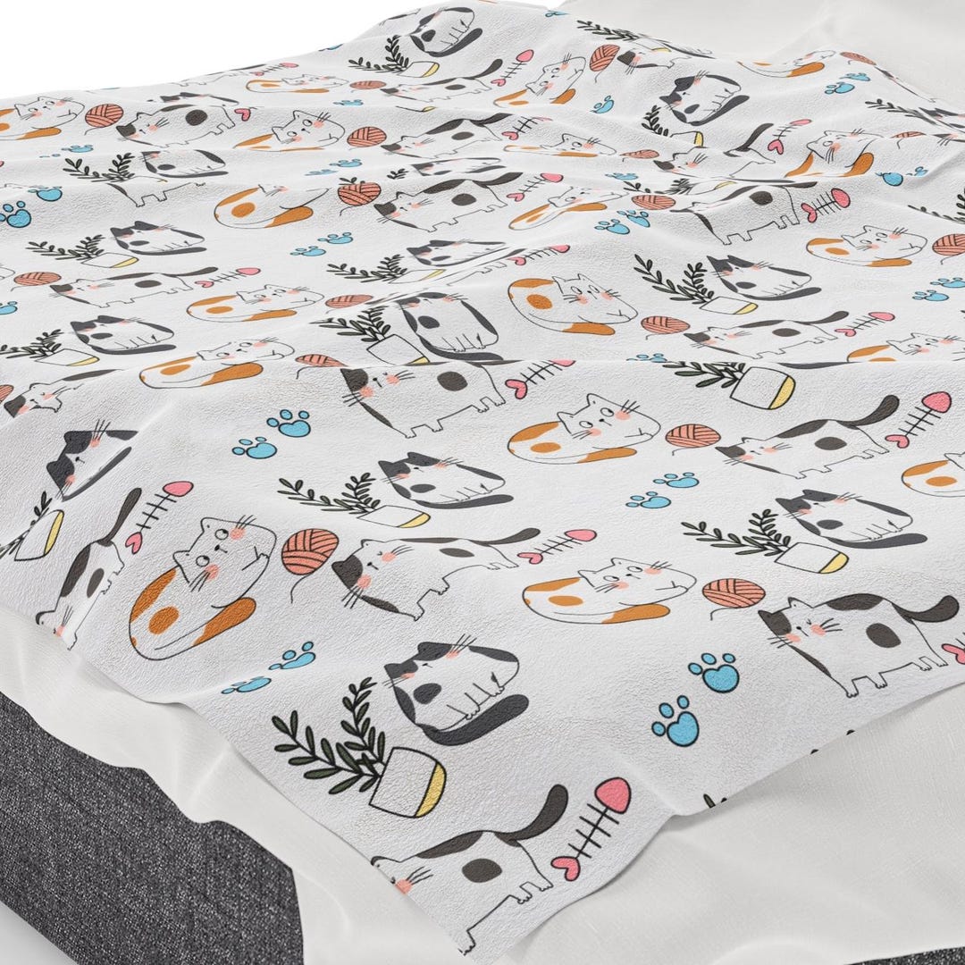 Funny Cats Plush Velveteen Throw Blanket, Movie Night Couch Blanket ...