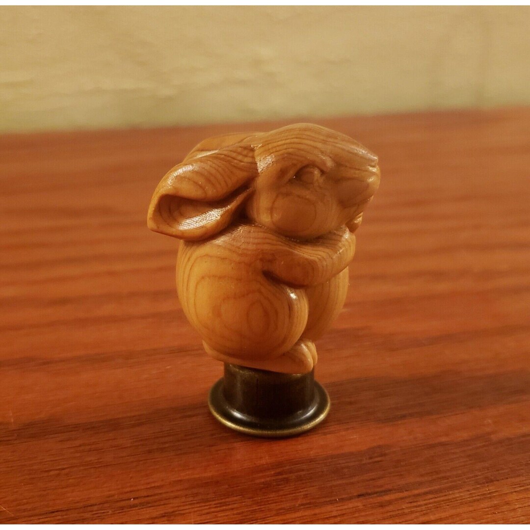 Rabbit Lamp Finial Retro Chubby Bunny Detailed Wood Shade Topper ...