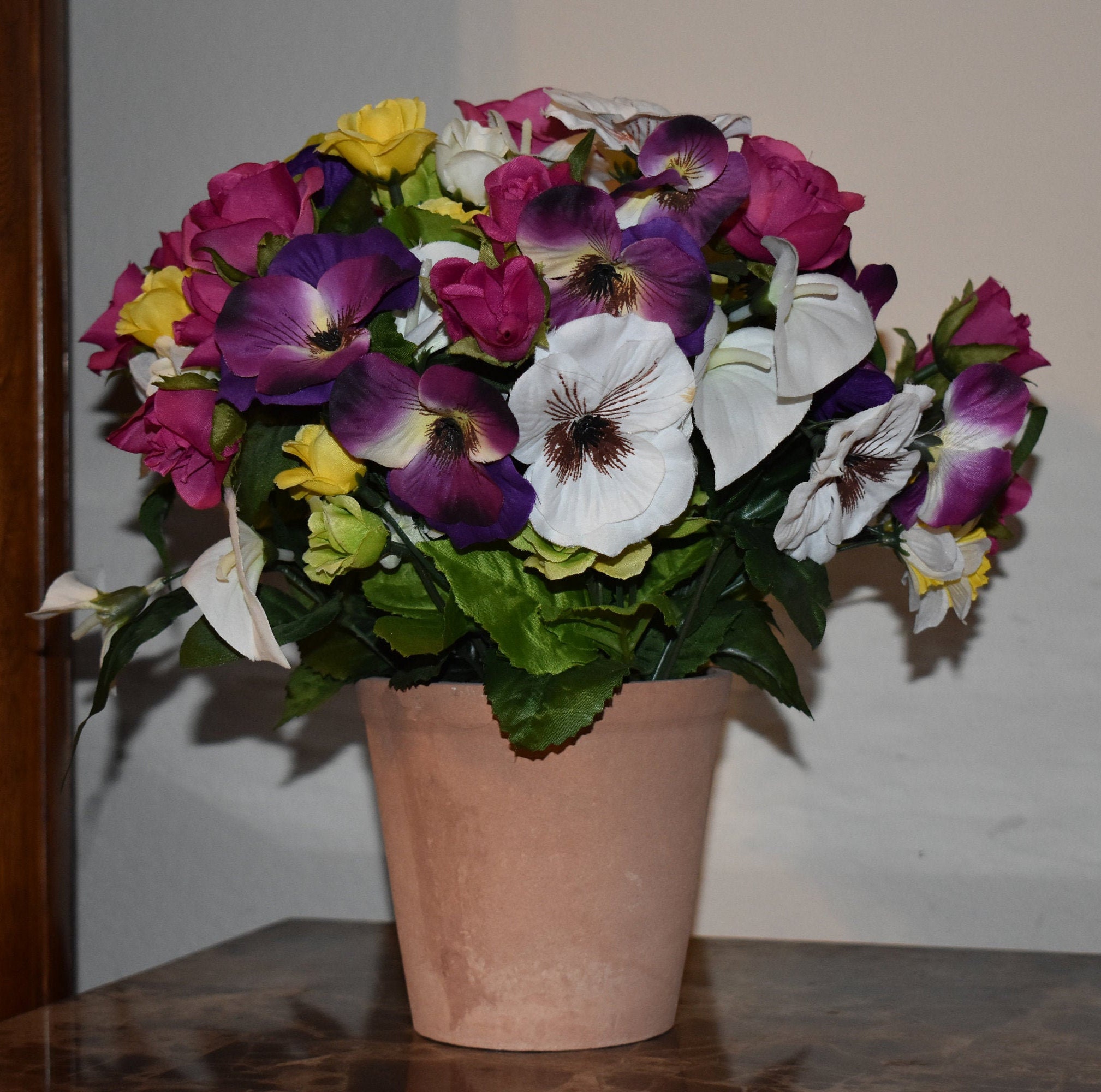 Spring 04 Purple and White Violet Flower Arrangement - Etsy