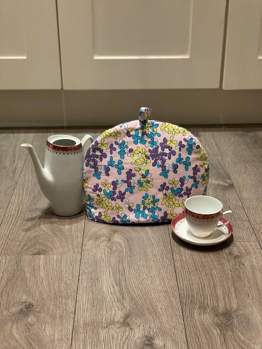 TEA COSY. Teapot Cover for a Retro Kitchen.multicolored Flowers - Etsy