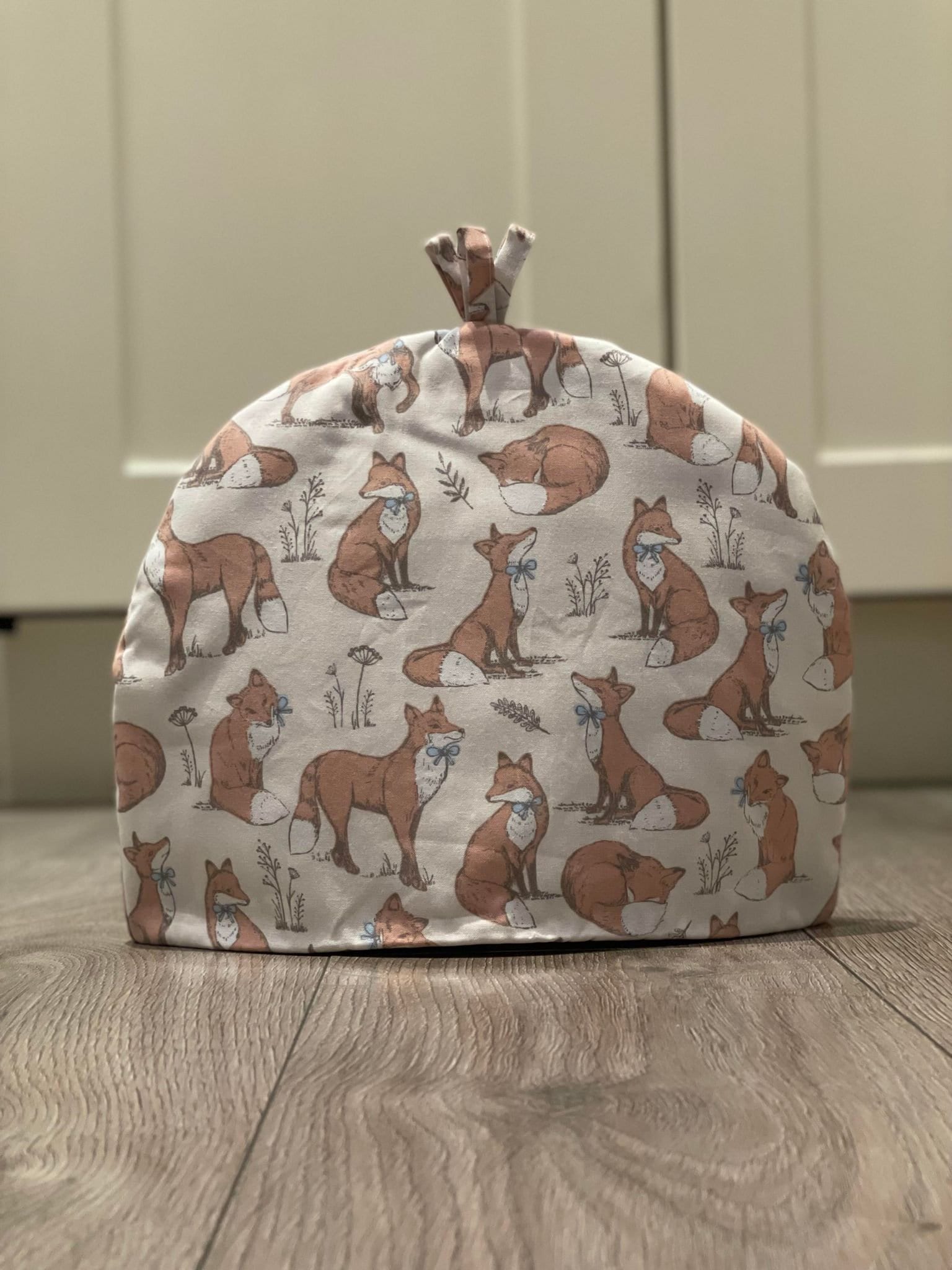 TEA COSY Kitten Cat Teapot Cover for a Retro Kitchen Foxes Country Farm ...
