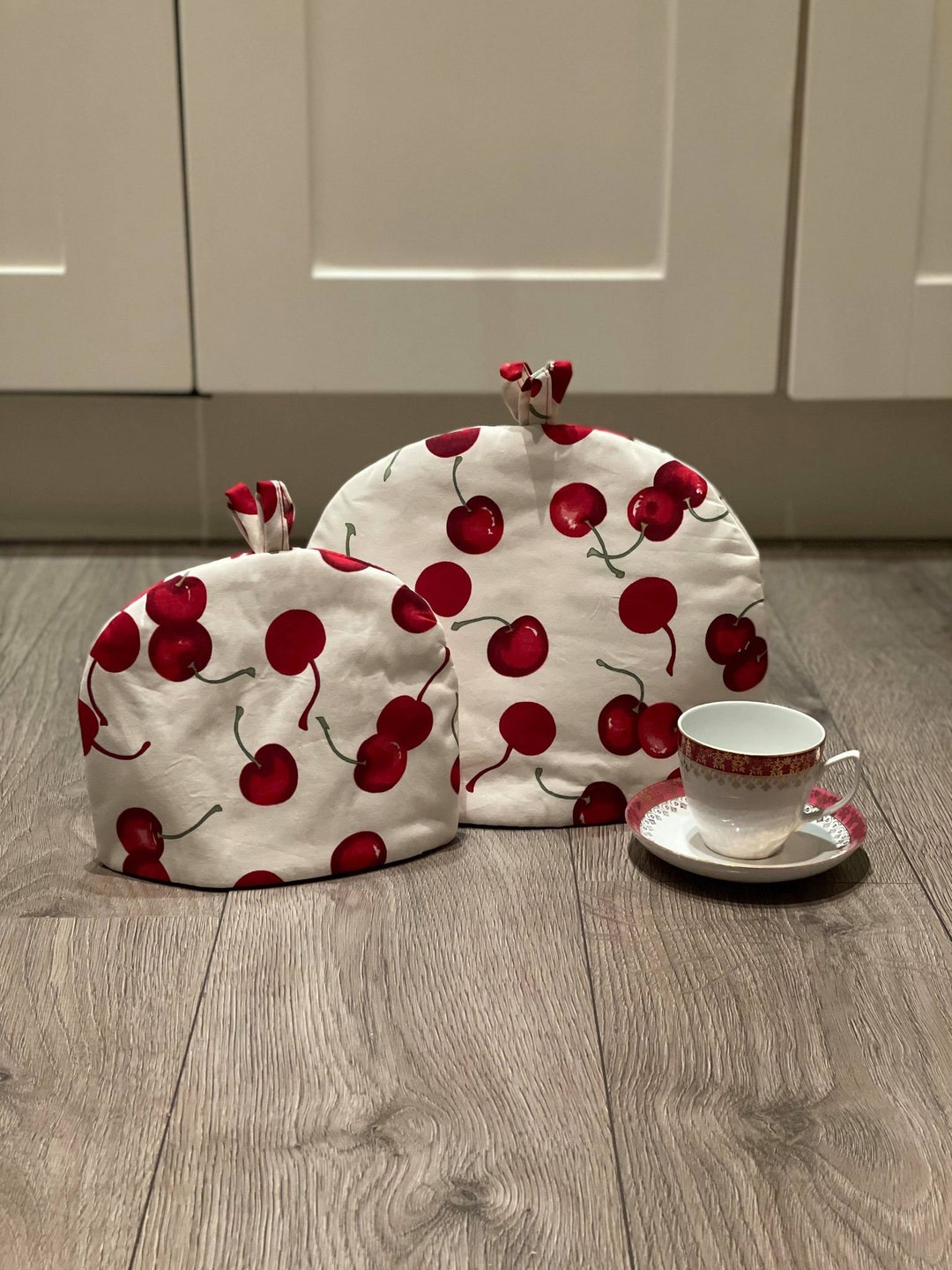 TEA COSY. Teapot Cover for a Retro Kitchen Red Cherry - Etsy