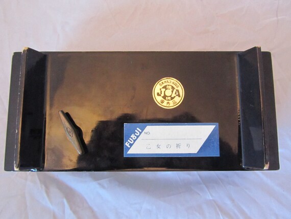 Vintage Fuji Japanese Wooden Music Box - Beautiful Me… - Gem