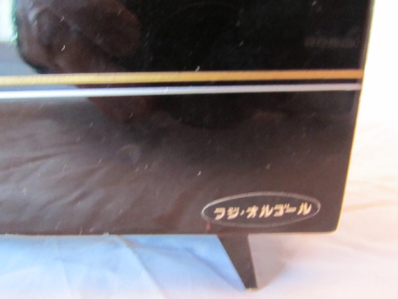 Vintage Fuji Japanese Wooden Music Box - Beautiful Me… - Gem