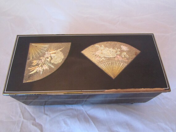 Vintage Fuji Japanese Wooden Music Box - Beautiful Me… - Gem