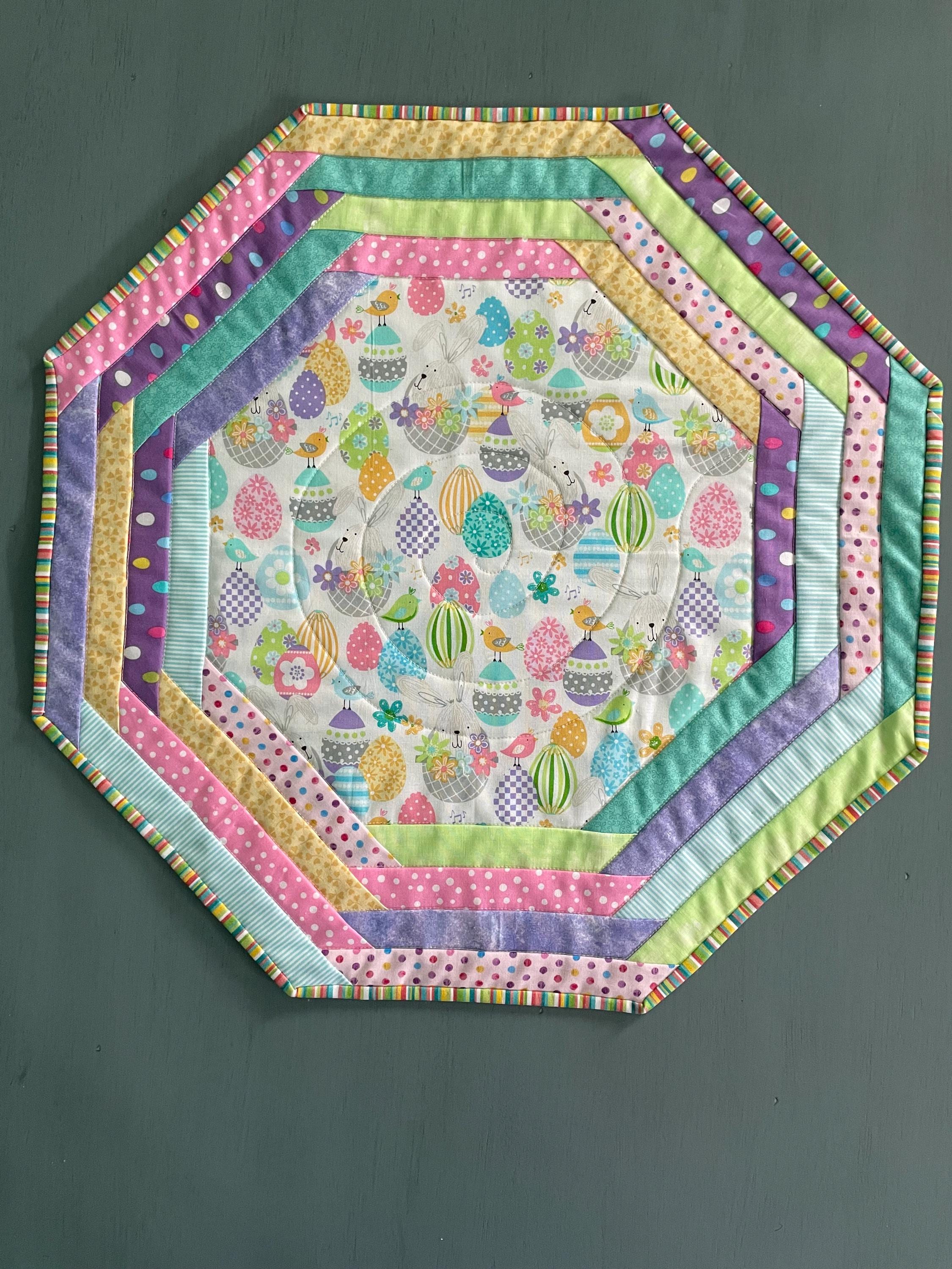 Holiday Octagonal Table Topper - Etsy