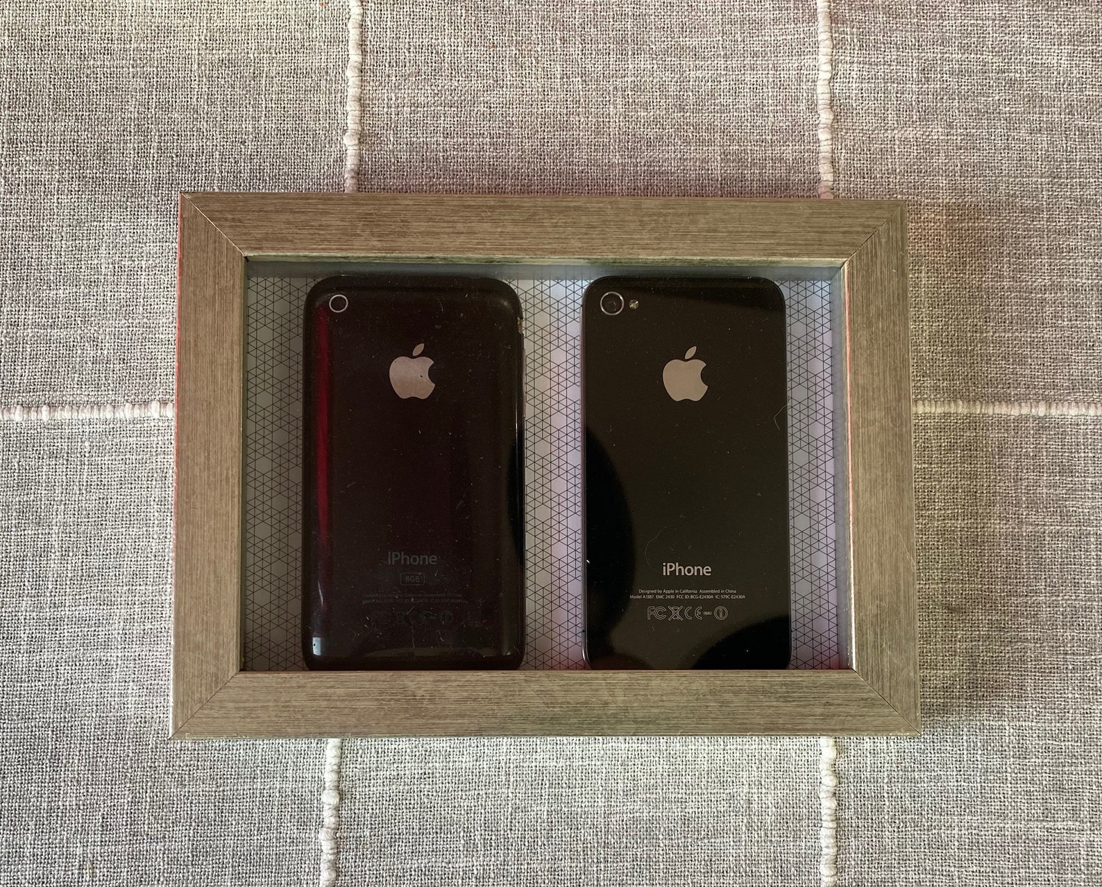 IPhone Mural Mini Timeline Display (2009-2011) - 3GS and 4S - Two Real ...