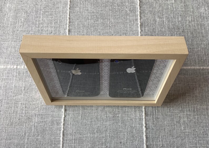 IPhone Mural Mini Timeline Display (2009-2011) - 3GS and 4S - Two Real ...