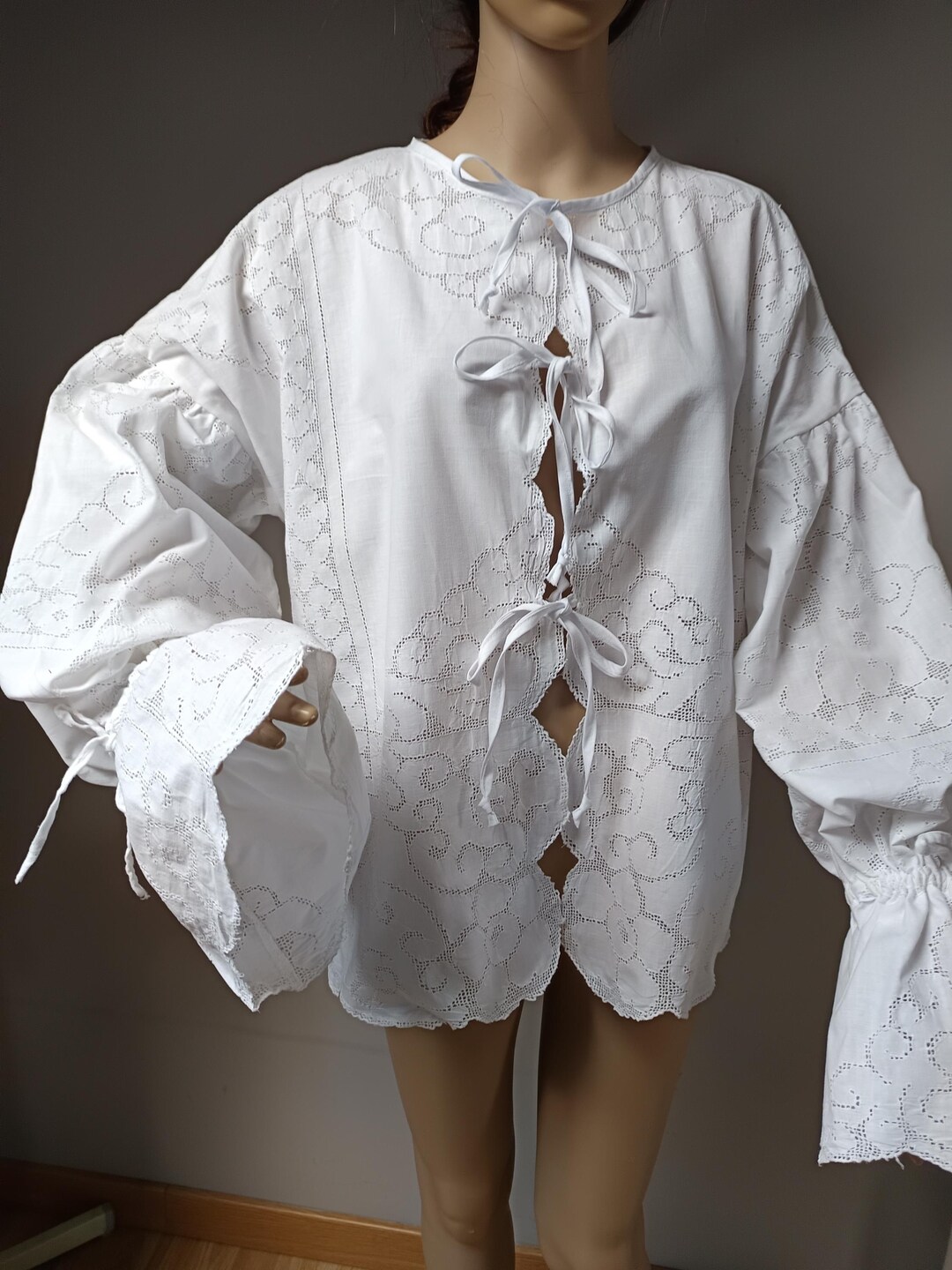 Reworked White Blouse, Upcycling Blouse, Buff Sleeves - Etsy