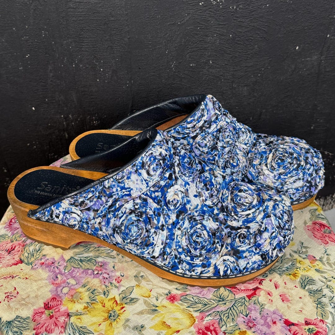 90s Wood Wooden Blue Embroidered Flower White CLOGS Sandals Mules ...
