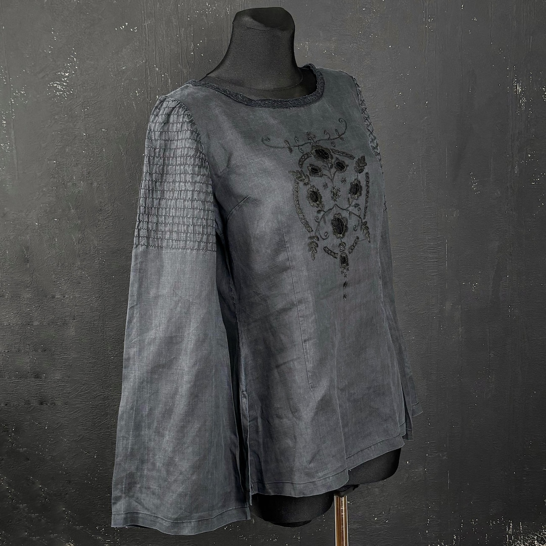 Vtg Black Linen Delicate Embroidered BLOUSE Top Minimalism Minimalist ...