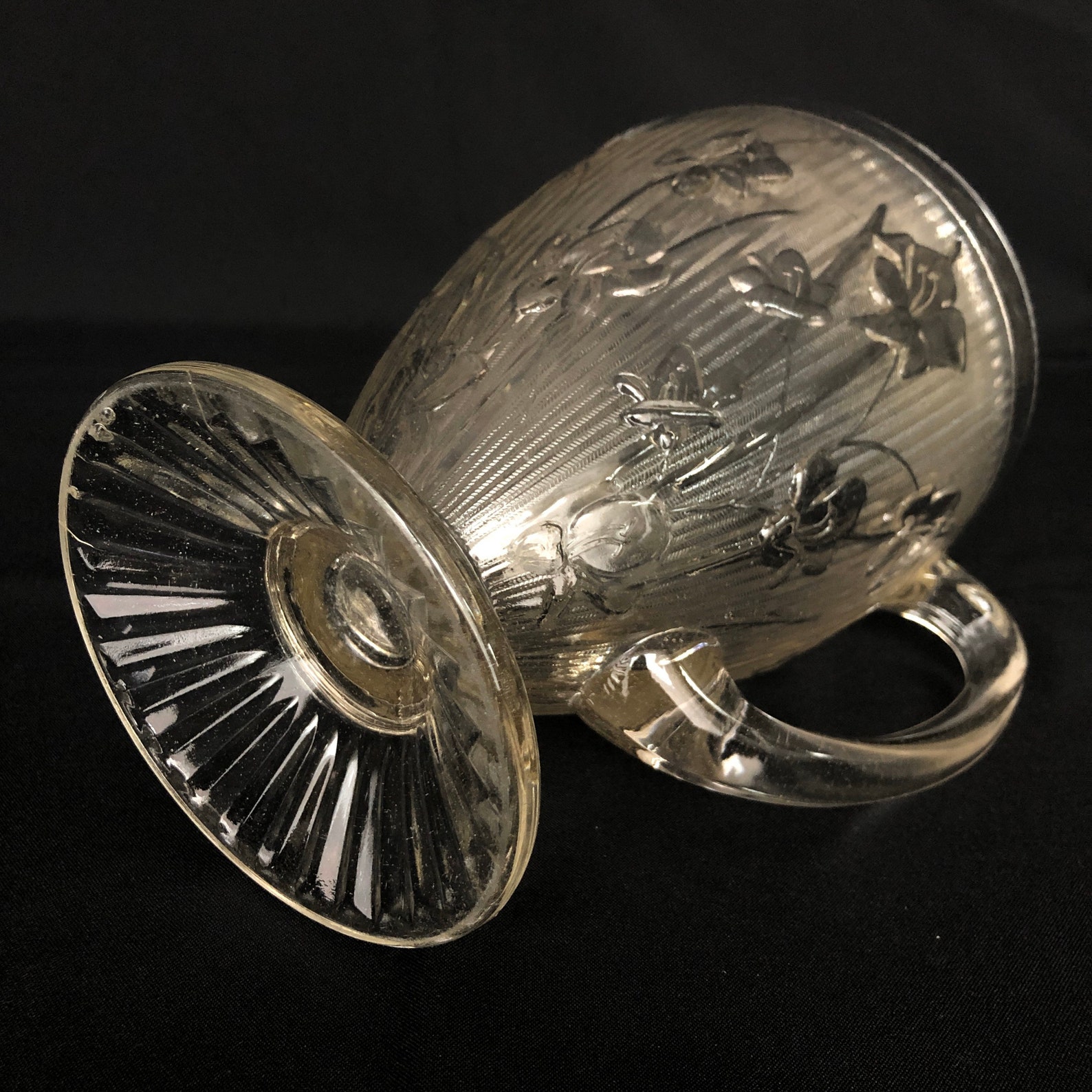 Vintage Clear Glass Iris & Herringbone Pitcher by Jeannette - Etsy