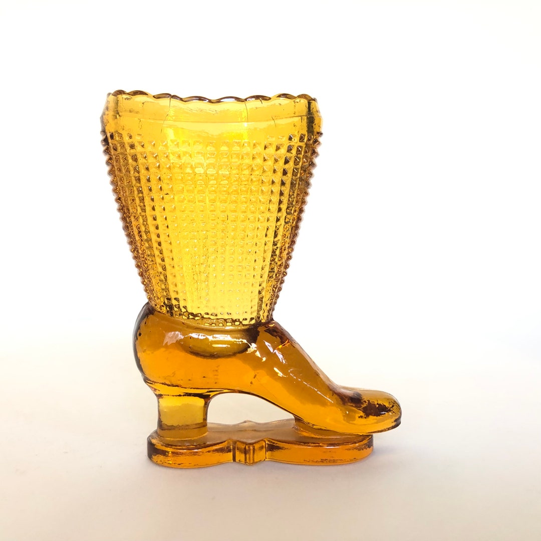 Vintage LE Smith Glass Amber Pressed Glass Scalloped Rim Victorian Boot ...