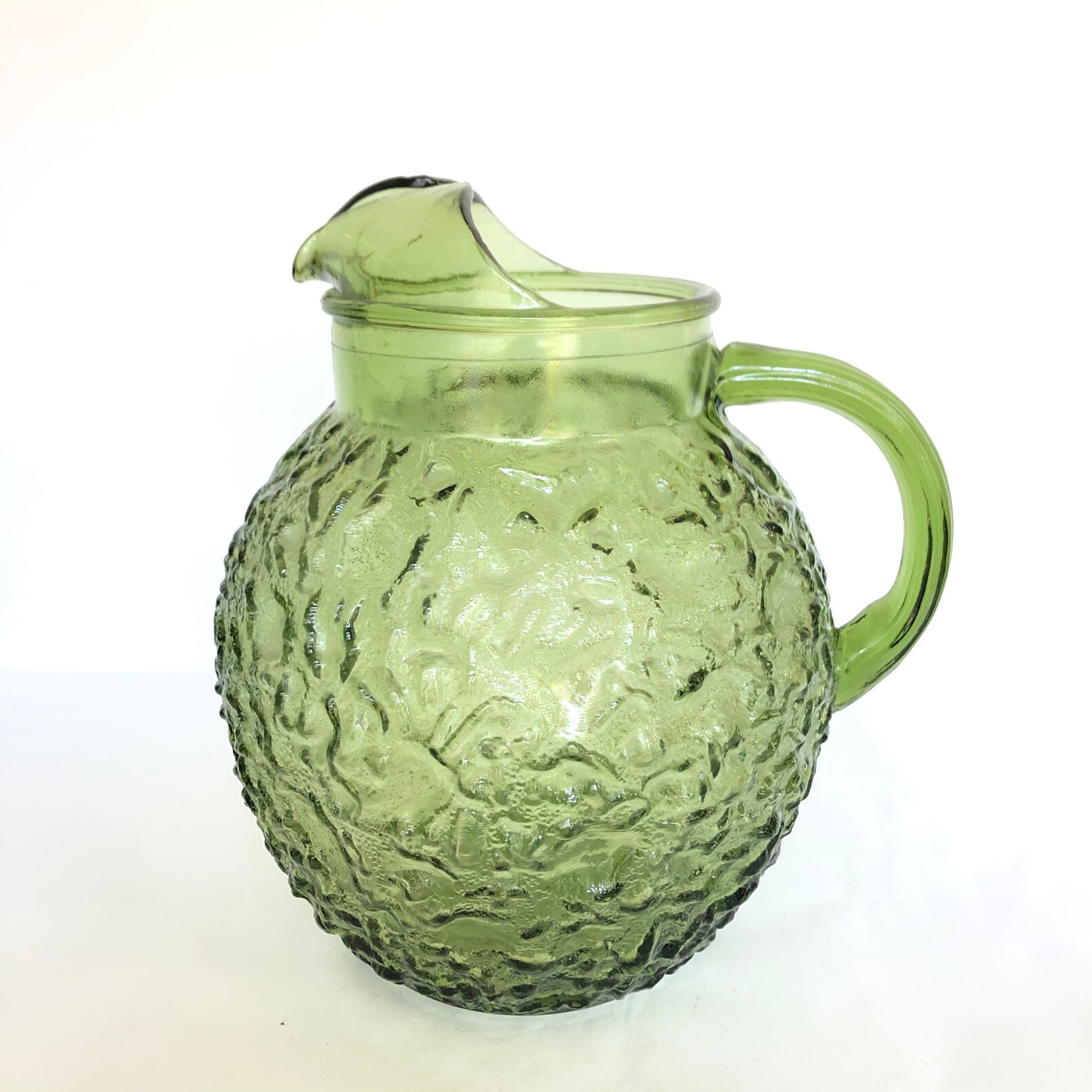 Big Vintage Avocado Green Textured Pressed Glass 96oz Pitcher Jug in ...