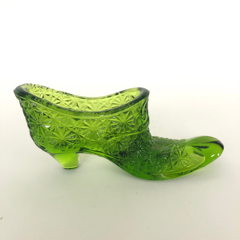 Vintage Daisy & Button Pattern Green Pressed Glass Shoe | Etsy