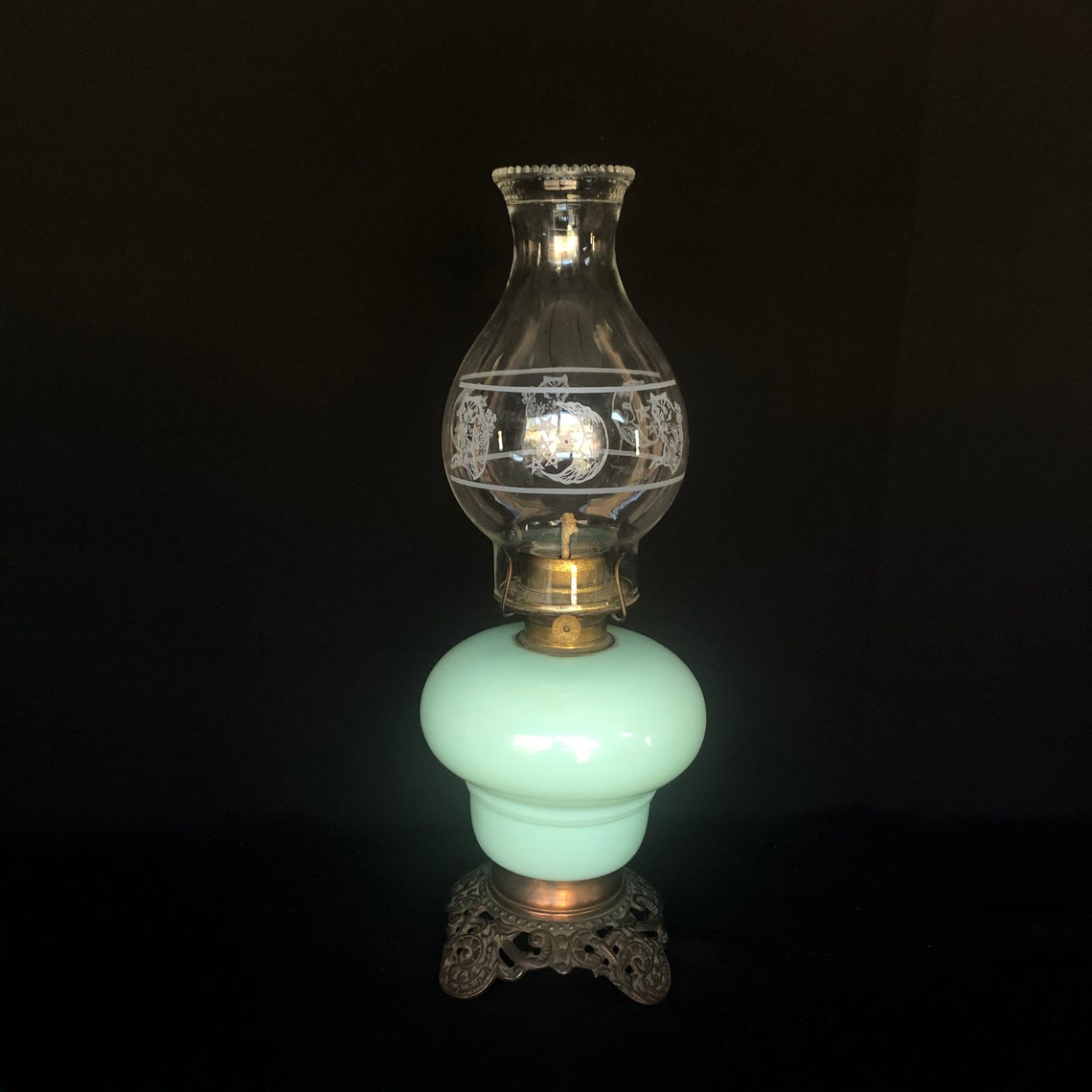 RARE Vintage or Antique Jadeite Oil Lamp With Metal Base and - Etsy