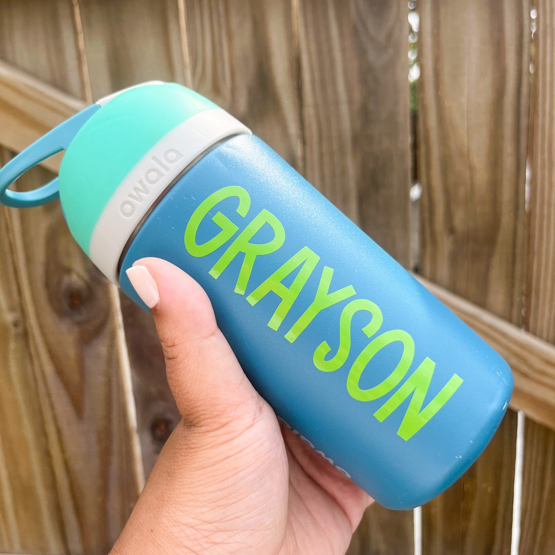 AVERY Font | Custom Vinyl Name Decal |vinyl Sticker | Holographic Name ...