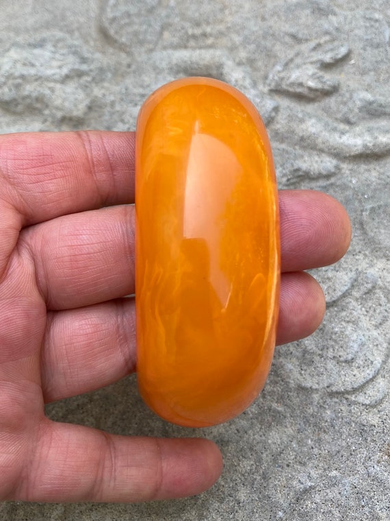 Bakelite orange swirl end of the day chunky bangle br… - Gem