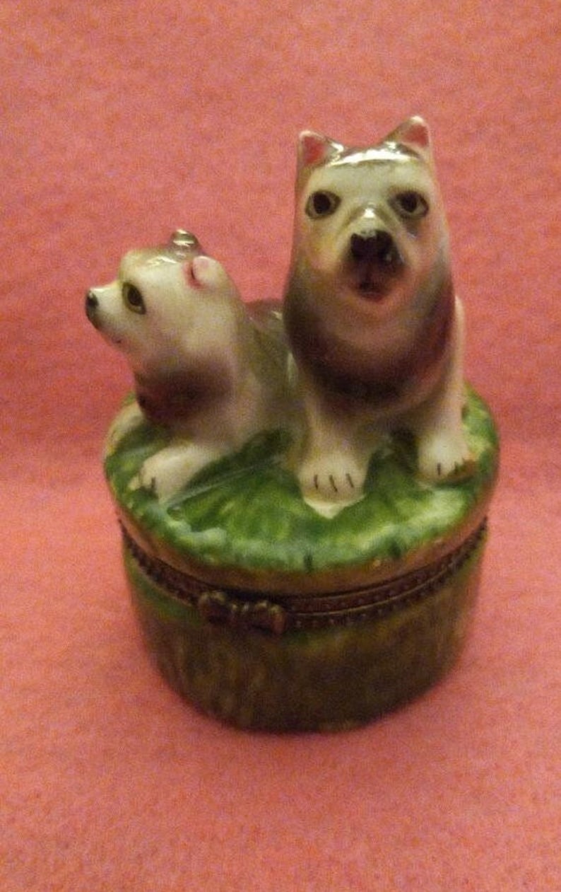 Vintage Hinged Trinket Box With Adorable Puppies - Etsy