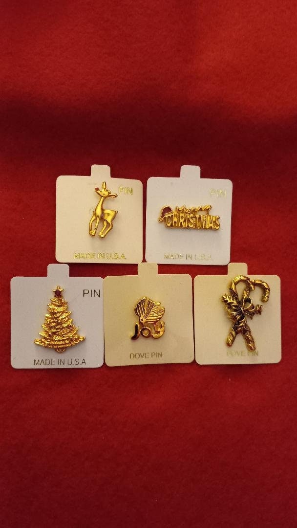 Christmas Pins/ Brooches/lapel Pins/tie Tacks Rudolph, Tree, Candy Cane ...