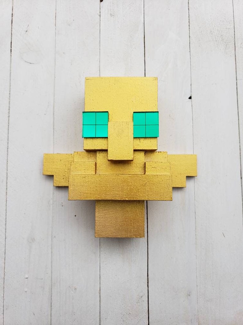 Minecraft Style Totem of Undying DIY and Finished Totem | Etsy