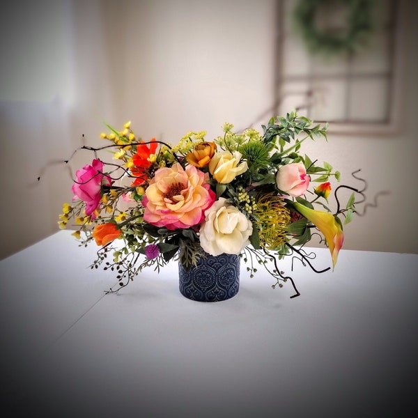 Modern Centerpiece - Etsy