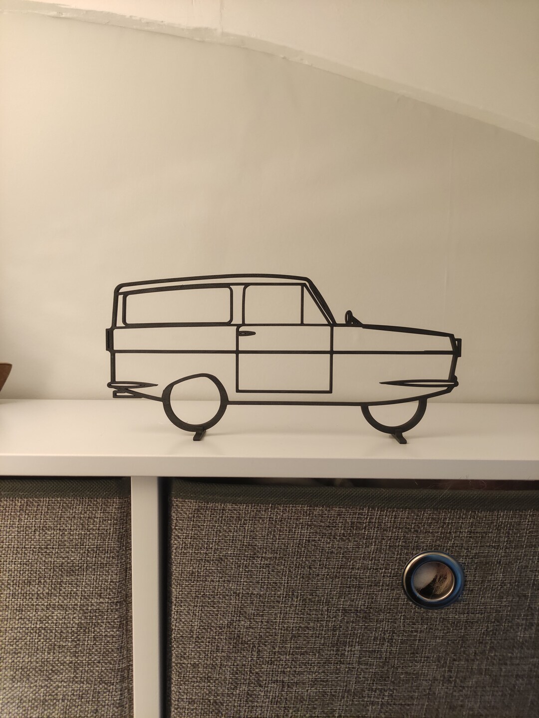 Reliant Robin Line Style Sculpture made of Plastic Home Decoration ...