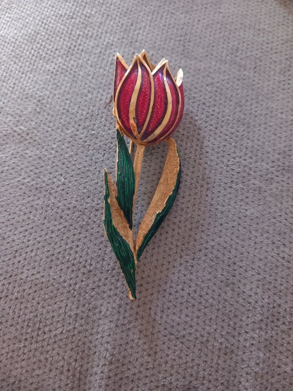 Glorious Stunning Beautifully crafted Ruby red Tulip … - Gem