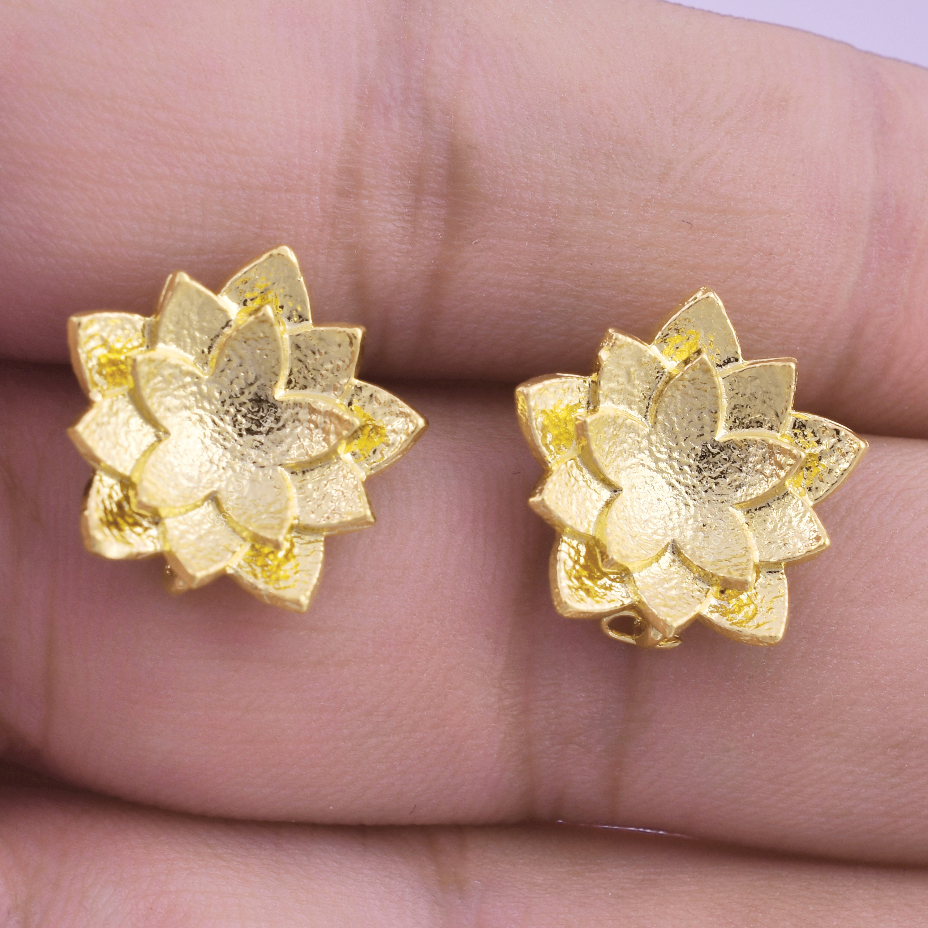 19mm Golden Flower Earring Studs, Shiny Gold Plated Floral / Lotus ...