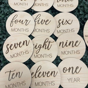 Monthly Wooden Milestone Circles, 1-3 Weeks and 1-12 Months, Circles ...
