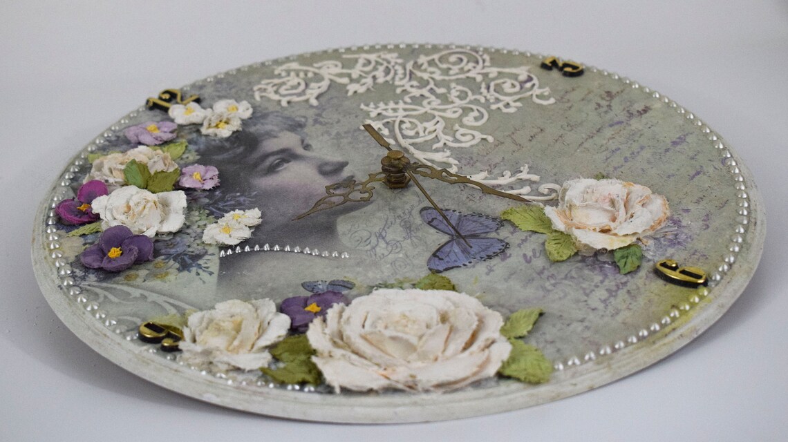 Wall Clock Romantic Style With Roses | Etsy