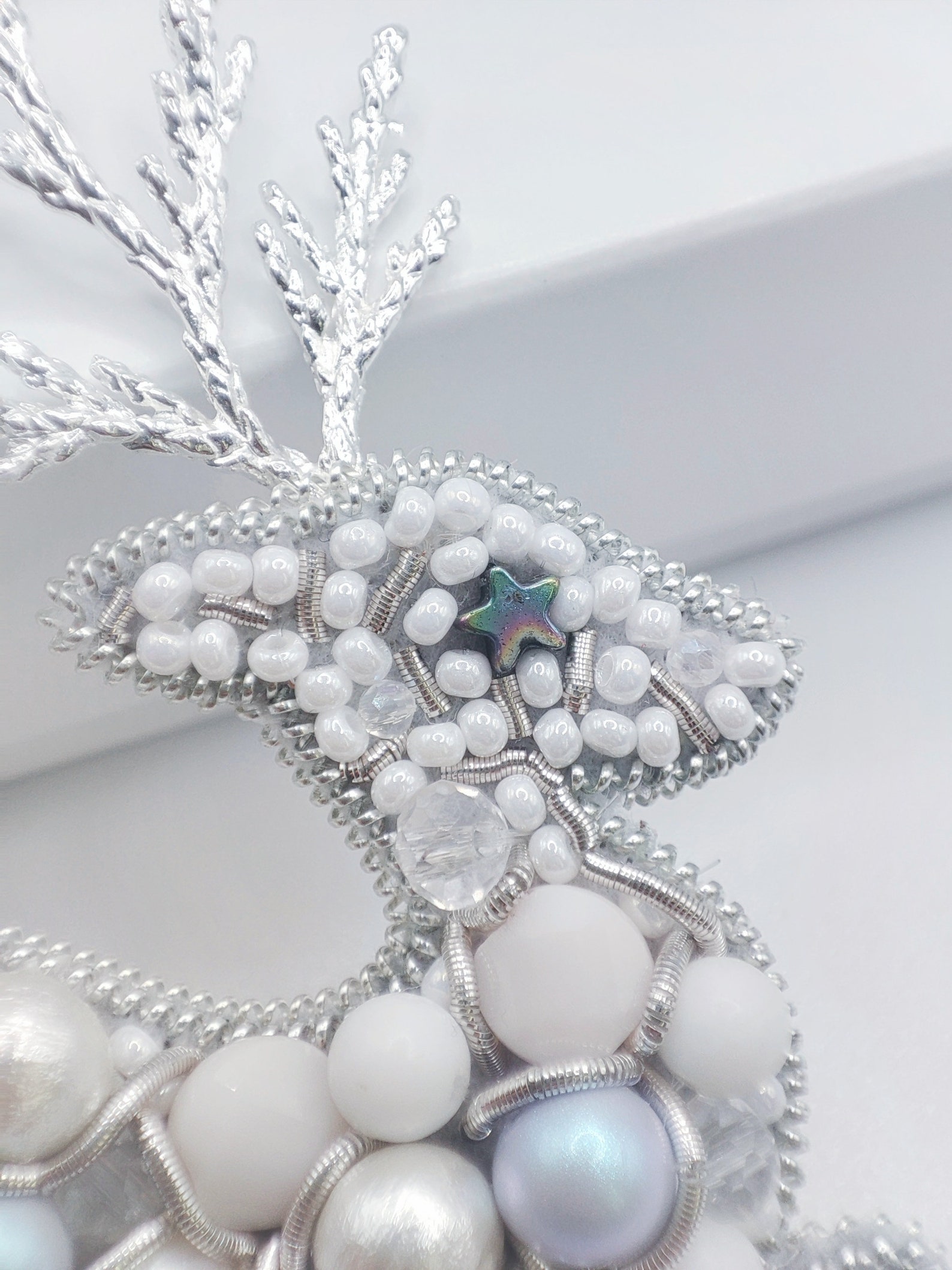 Brooch, Deer Brooch, White Deer, Pearl Deer, Beaded Brooch, Natural ...