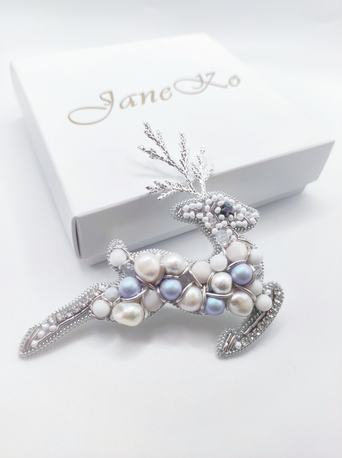 Brooch, Deer Brooch, White Deer, Pearl Deer, Beaded Brooch, Natural ...