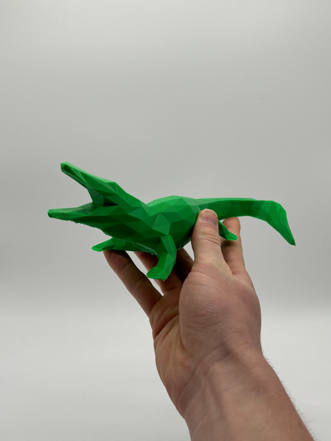 Modèle d'alligator Low Poly | Sculpture géométrique de reptiles | Décor ...