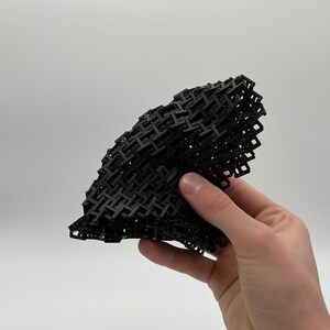 Flexi Articulated Chainmail | Chainmail Toy | Flexible Toy | Desk Toy ...