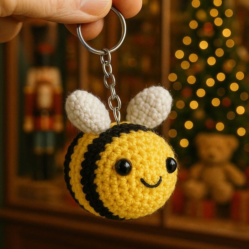 Crochet Bee Keychain Pattern PDF – Cute Crochet Bee Amigurumi Bumblebee ...