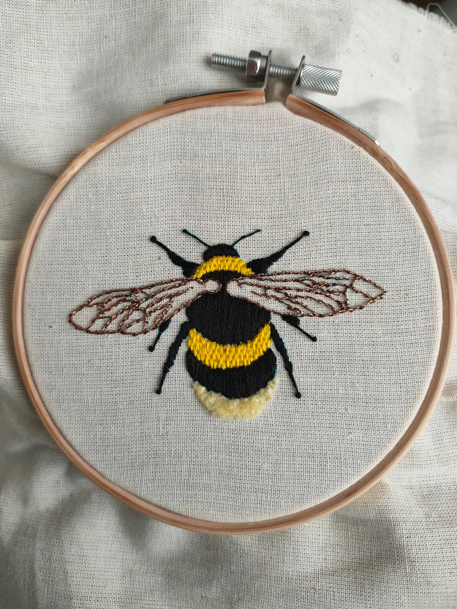 Bumblebee Embroidery Kit - Etsy UK