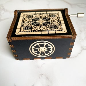 Avatar Music Box: the Avatar's Love Theme, Custom Engraved Birchwood - Etsy