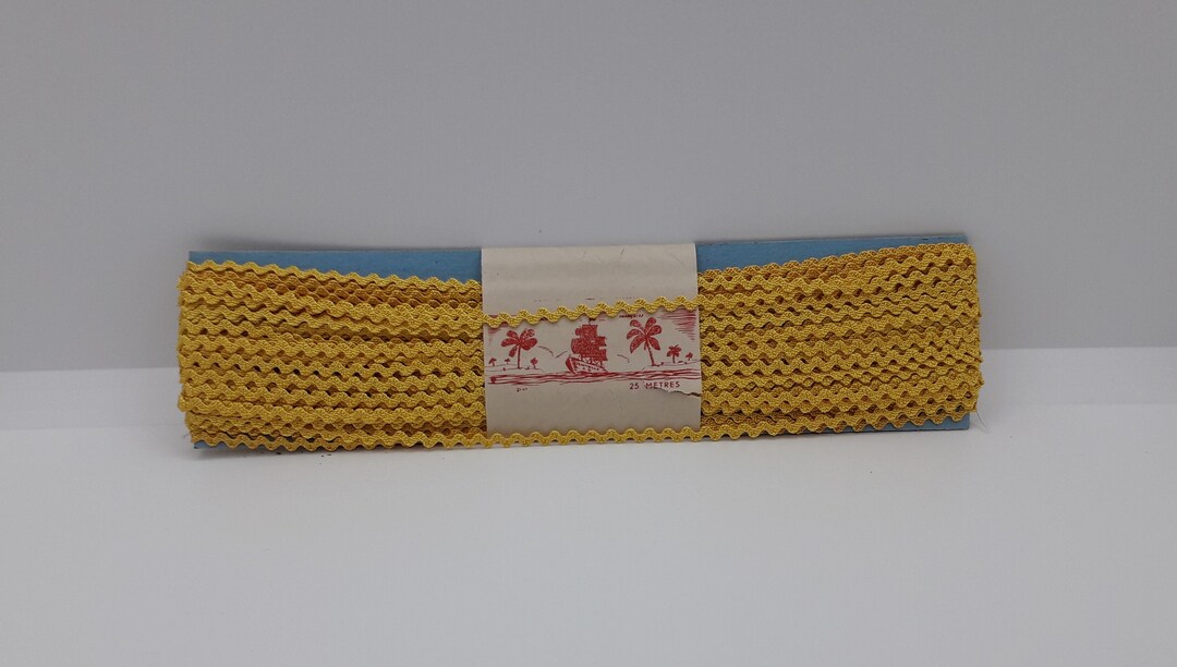 Old Lace Stripe, Croquet Zig-zag Serpentine Ribbon, Made in France ...