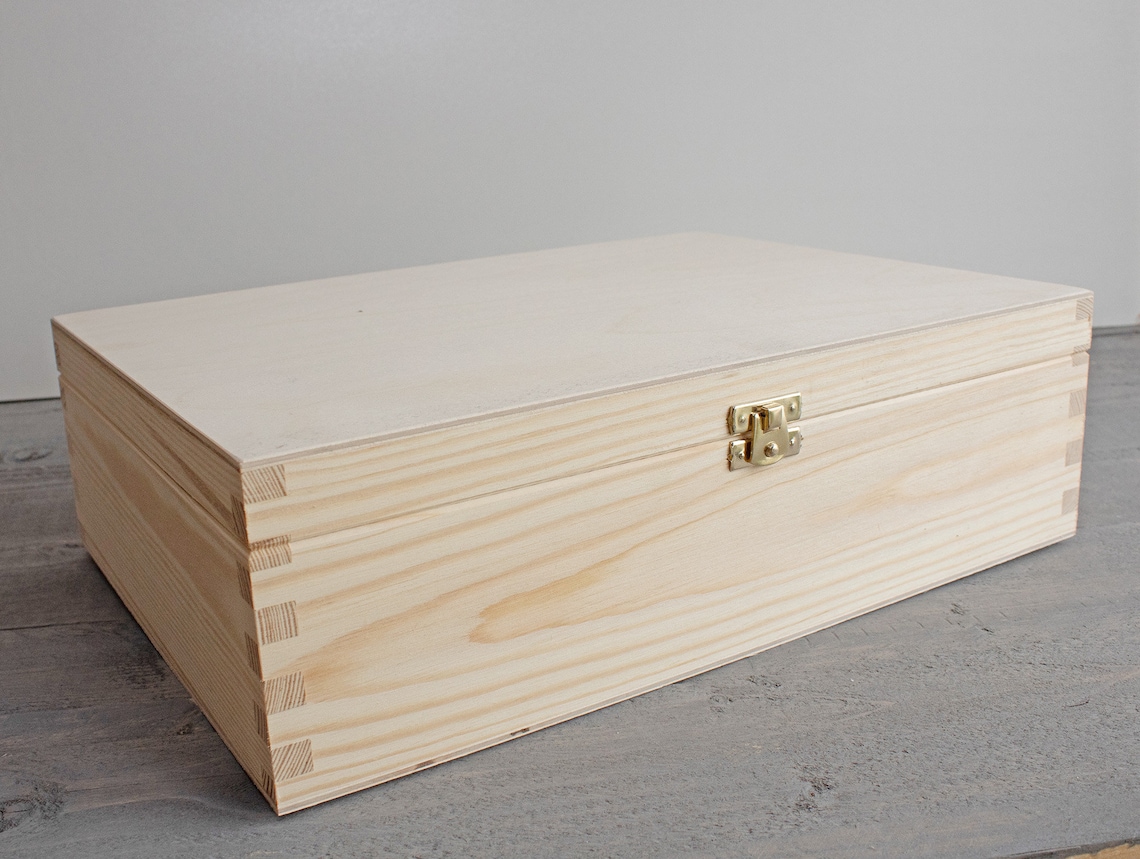 Grande boîte en bois naturel avec un loquet boîte en bois non | Etsy