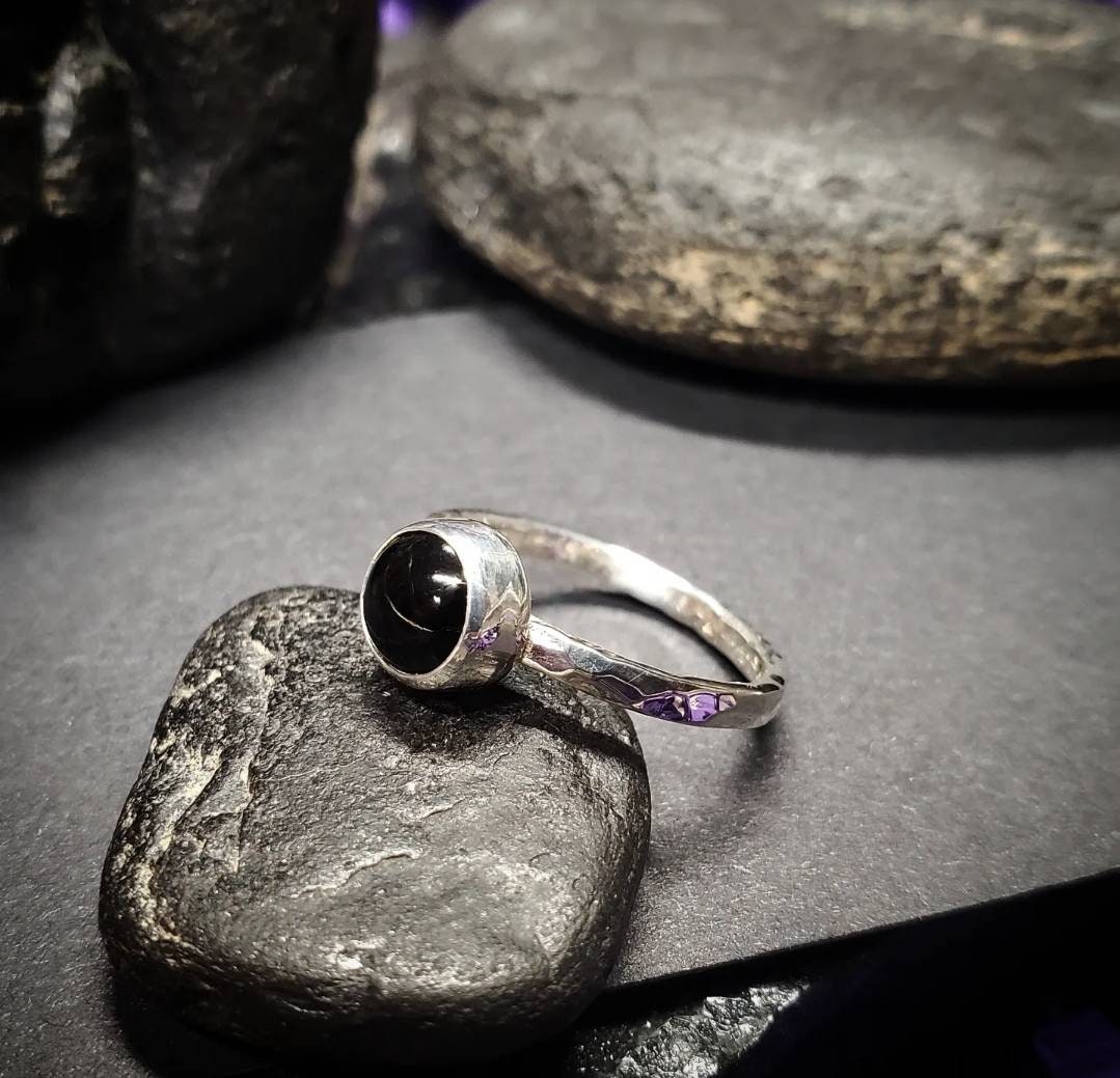 Custom Ring ~ Coal Set in Sterling Silver - Etsy