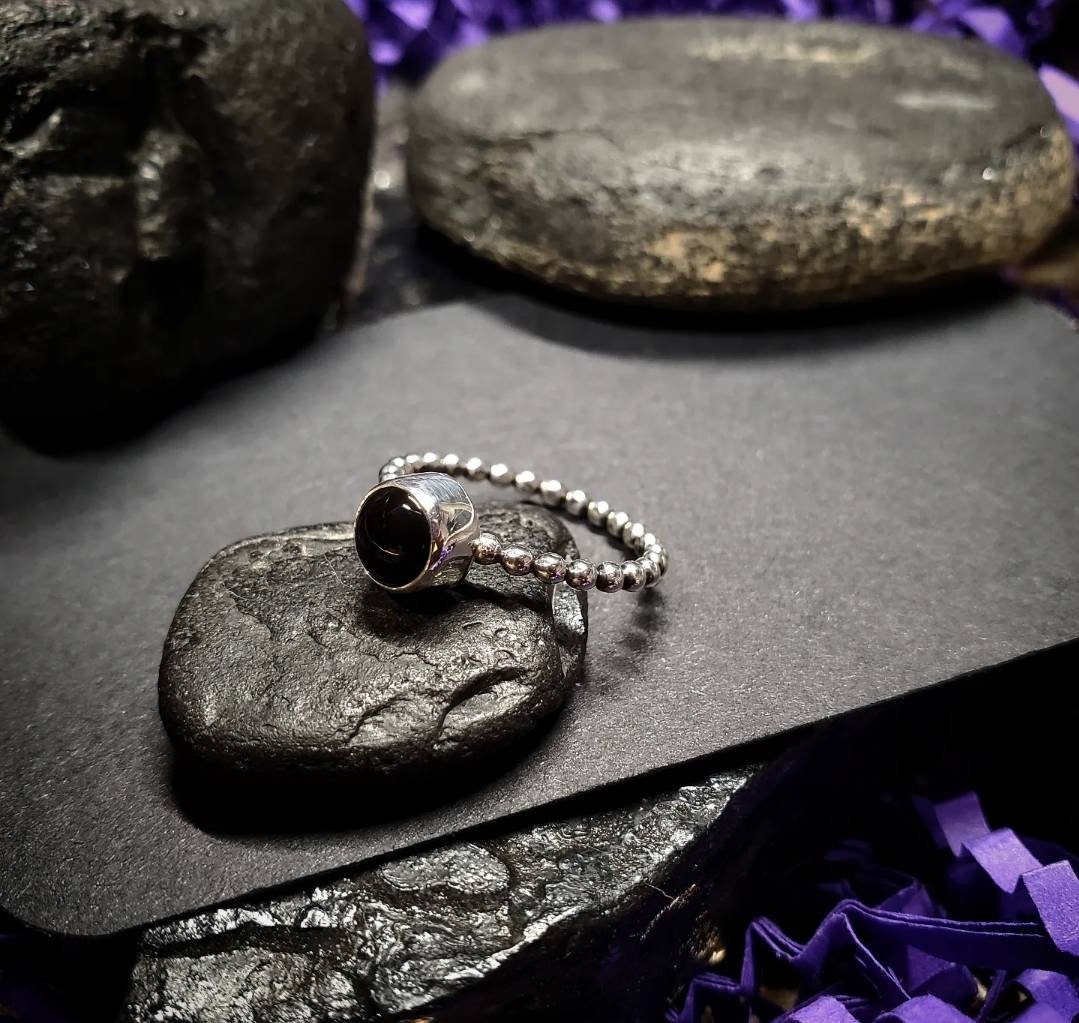 Custom Ring ~ Coal Set in Sterling Silver - Etsy
