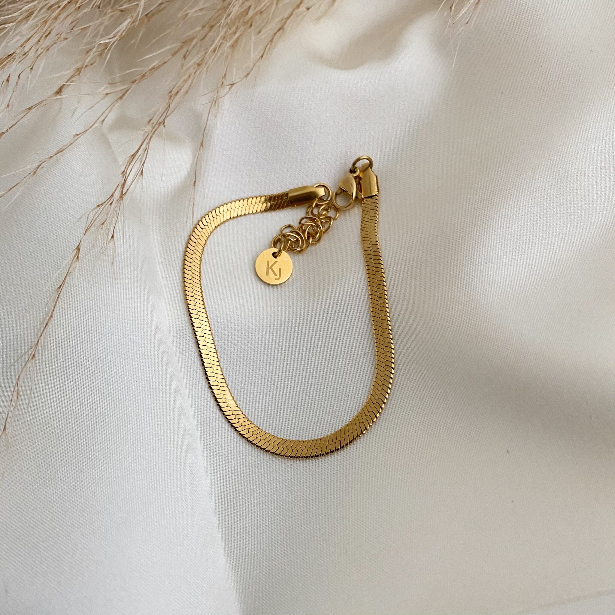 Gold Bracelet Stack for Woman / Gold Chain Bracelet / 18k Gold - Etsy UK