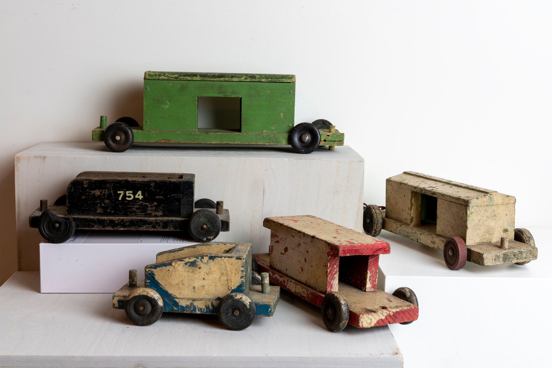 Vintage Primitive Wooden Train Cars, Folk Art Toys, Rustic, Set of 5 - Etsy