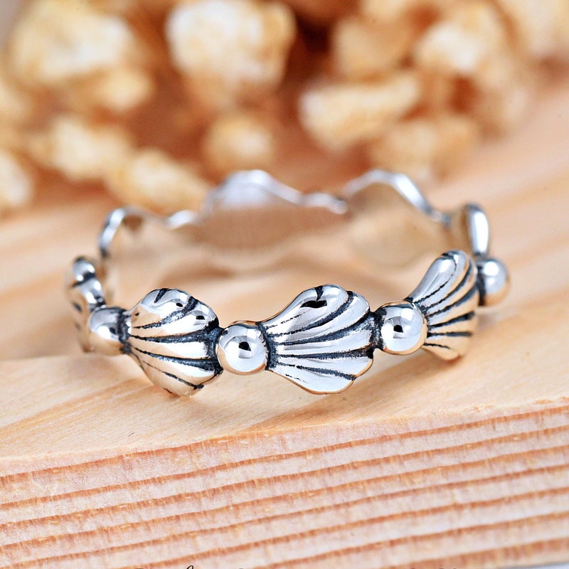 Silver Seashell Ring - Etsy