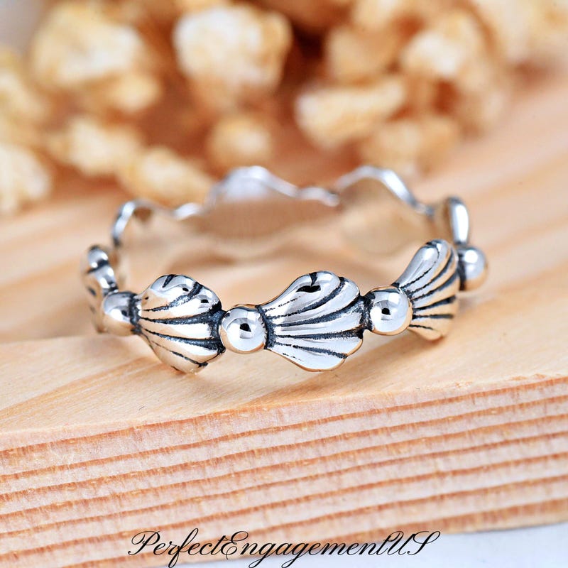 Silver Seashell Ring - Etsy
