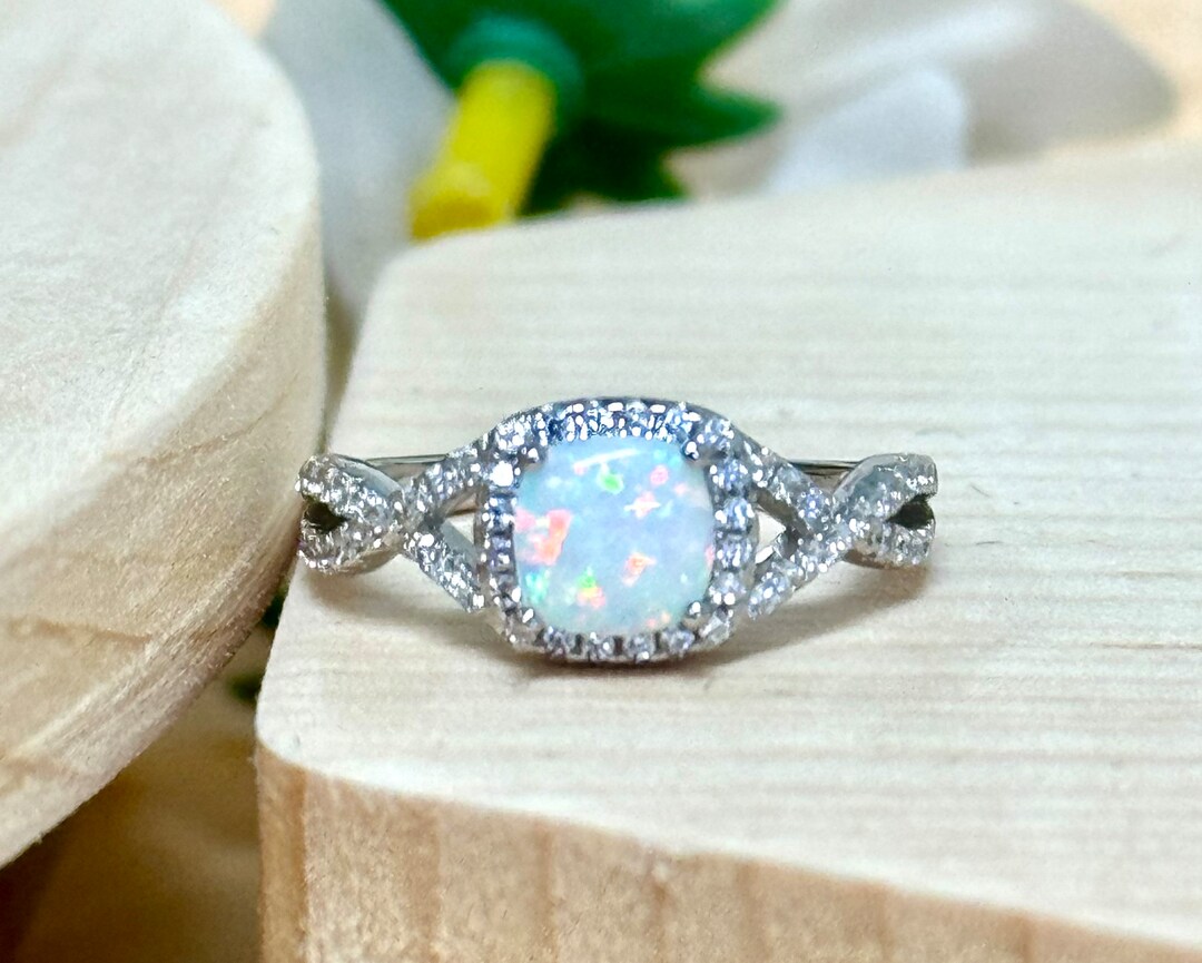 Twisted Round Lab White Opal CZ Solid 925 Sterling Silver Opal ...