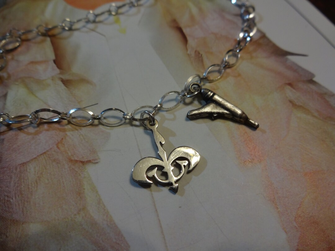 Padme Amidala Naboo Symbol ELG-3A Blaster Pistal Japor Snippet R2-d2 ...